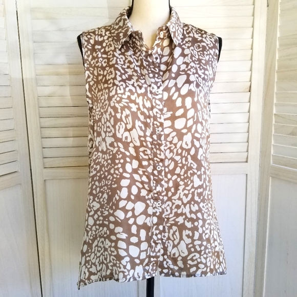 Halie Bob | Tops | Halie Bob Sleeveless Satin Animal Print Top Size M ...